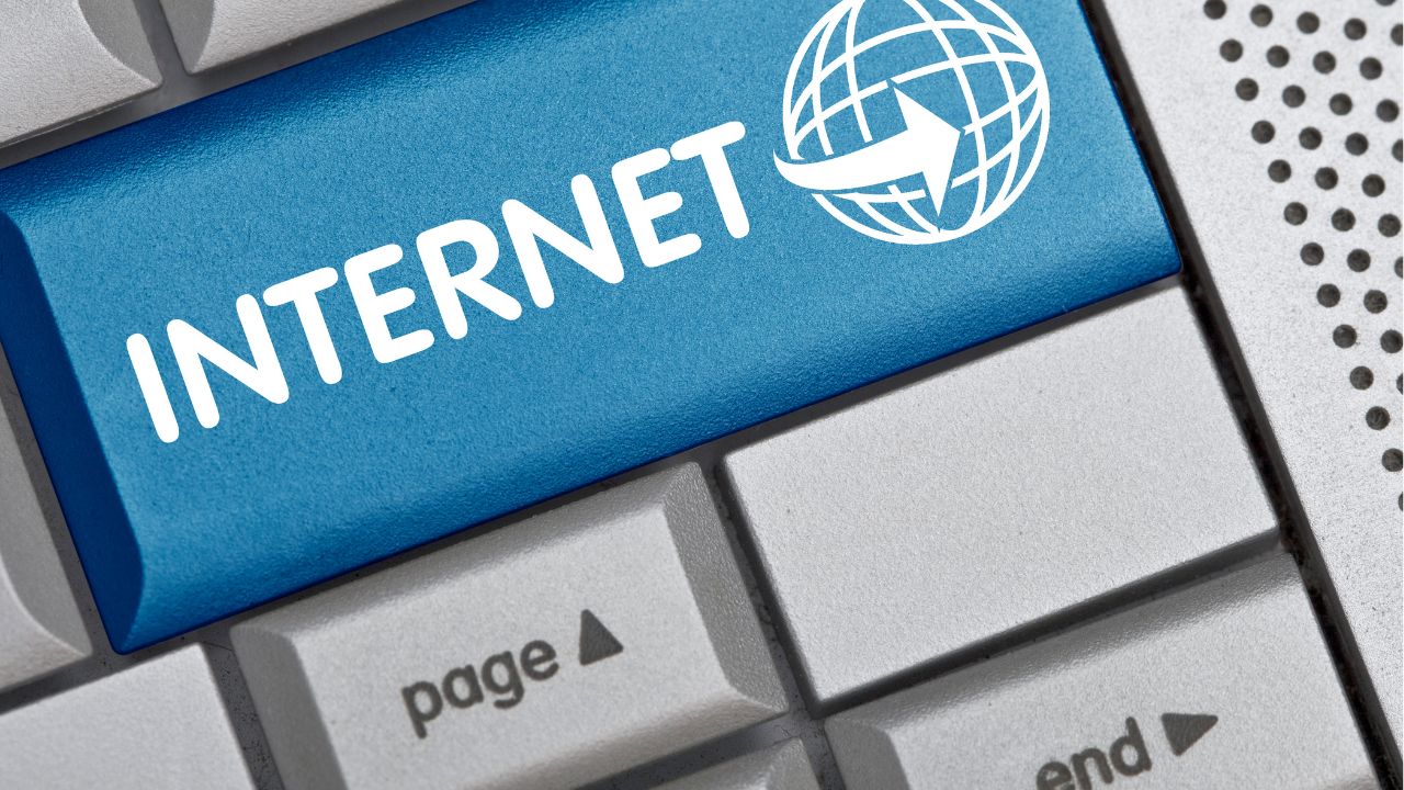 Installation of broadband links should be lease-free, says CitizenWatch ...